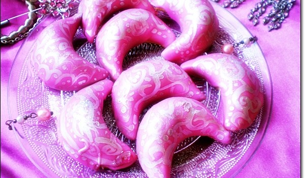 Tcharek glacé (corne de gazelle) gateau algerien · Aux délices du palais